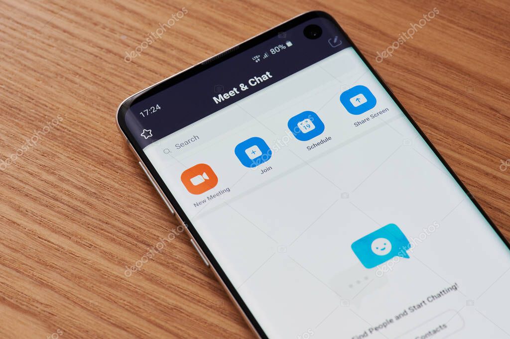 Nueva York, Estados Unidos - 1 de abril de 2020: Menú principal en la ...