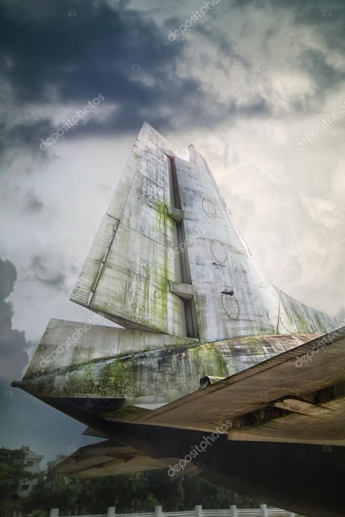 Abandoned aircraft (Post-Apocalyptic concept) Stock Photo by ©digiart ...