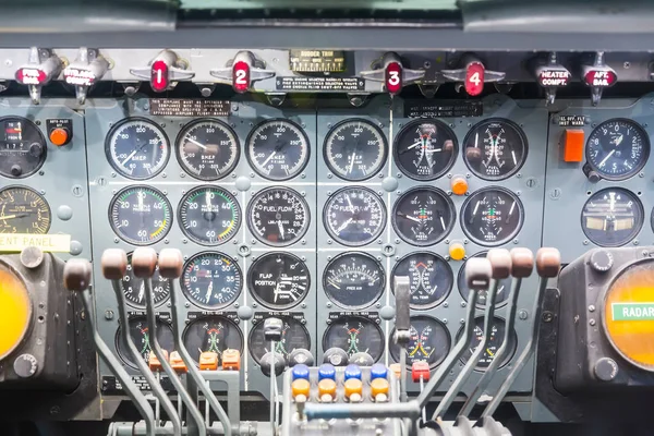 Plane pilot cabin Stock Photos, Royalty Free Plane pilot cabin Images ...