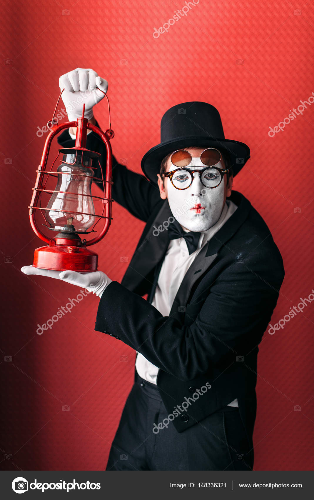 Pantomime theater actor Stock Photo by ©Nomadsoul1 148336321