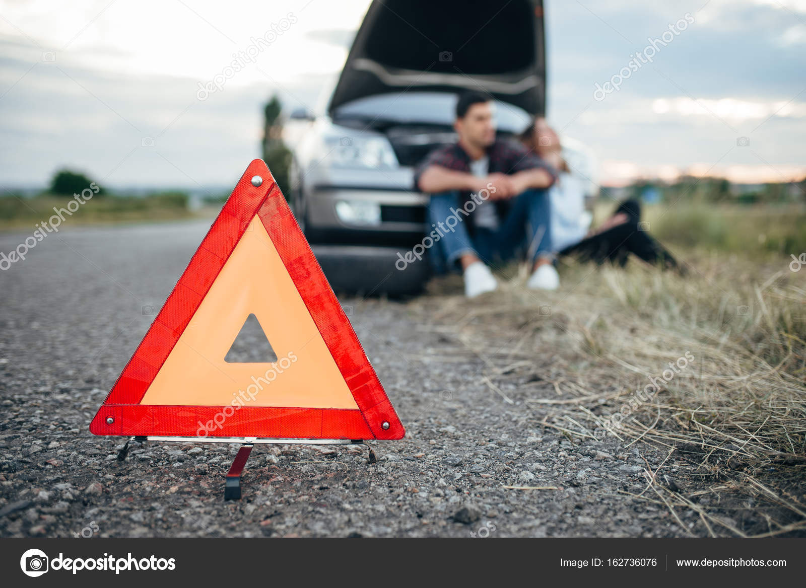 Breakdown triangle warning sign on road Stock Photo by ©Nomadsoul1 ...