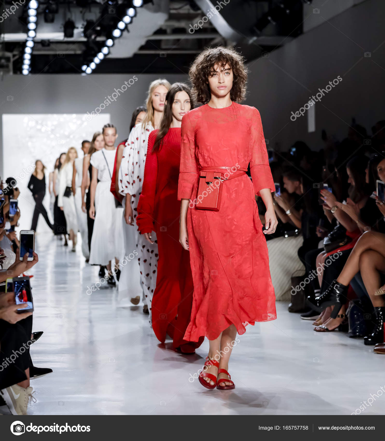 Models walk runway – Stock Editorial Photo © SamAronov #165757758