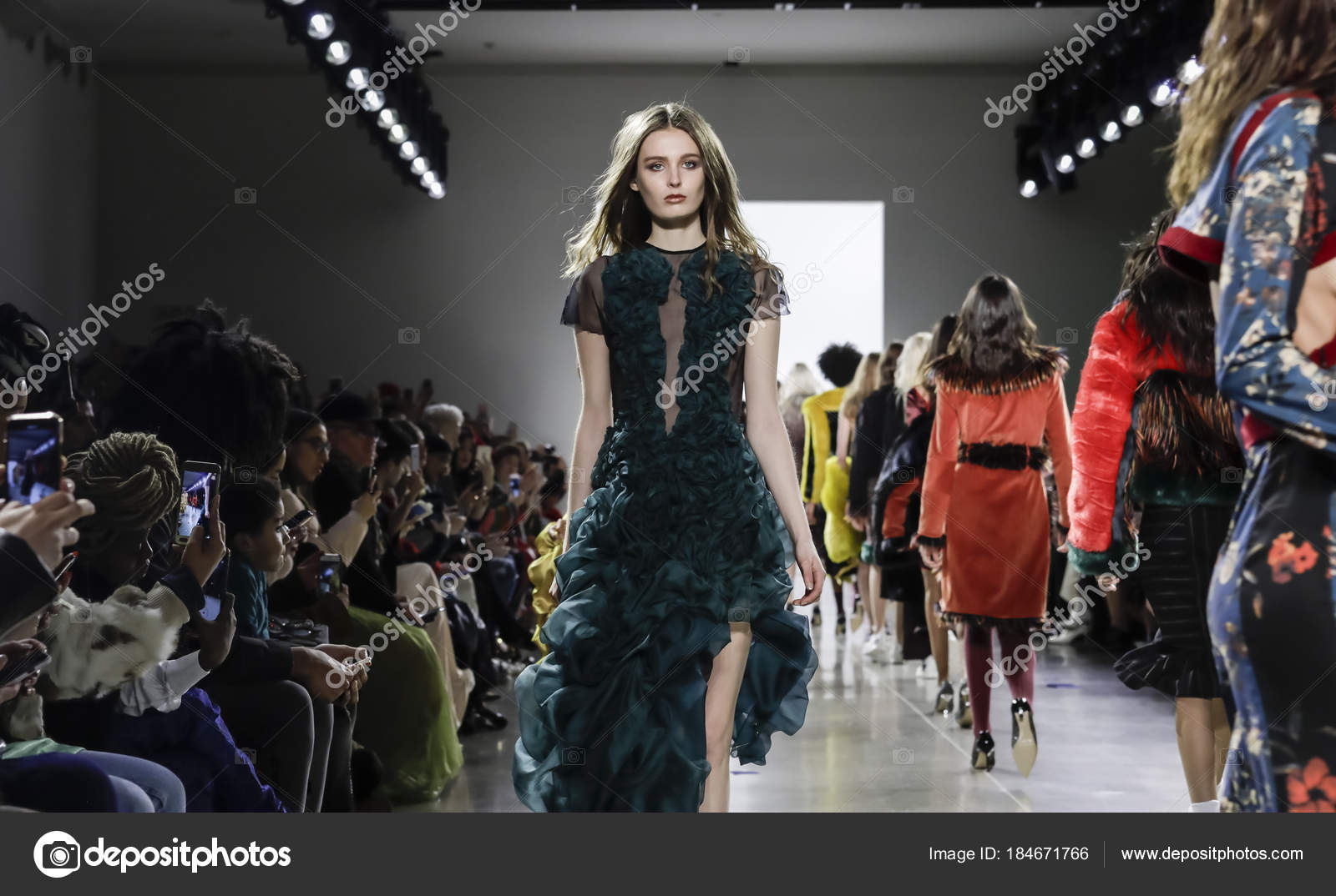 Models walk runway – Stock Editorial Photo © SamAronov #184671766