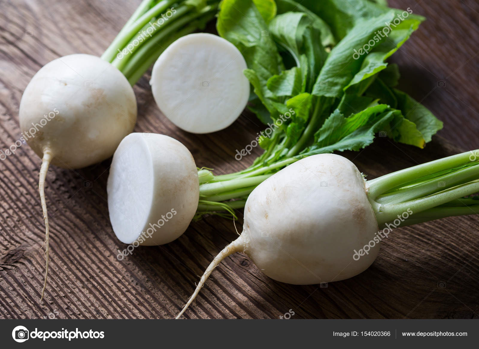 Round White Root Vegetable