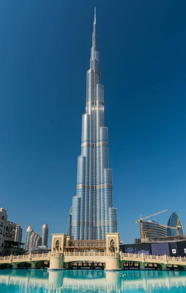 Burj al Khalifa building – Stock Editorial Photo © dvoevnore #118014962