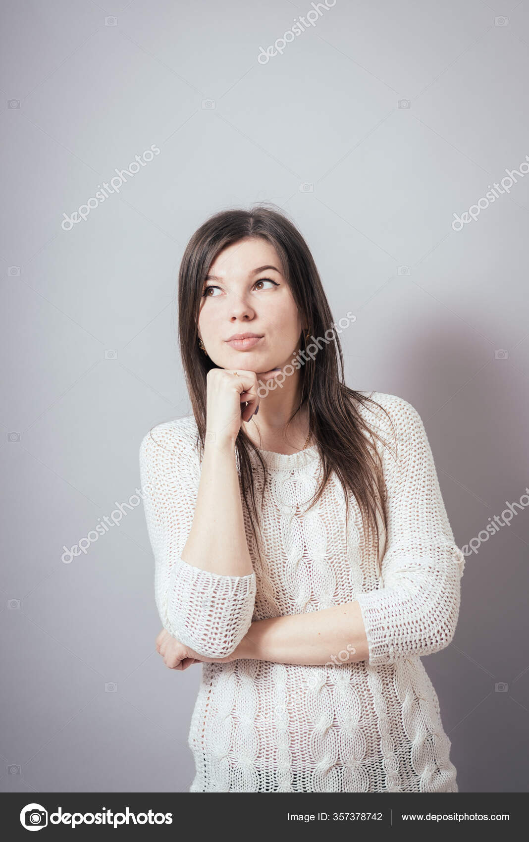 Girl Thinking Grey Background — Stock Photo © file404 #357378742