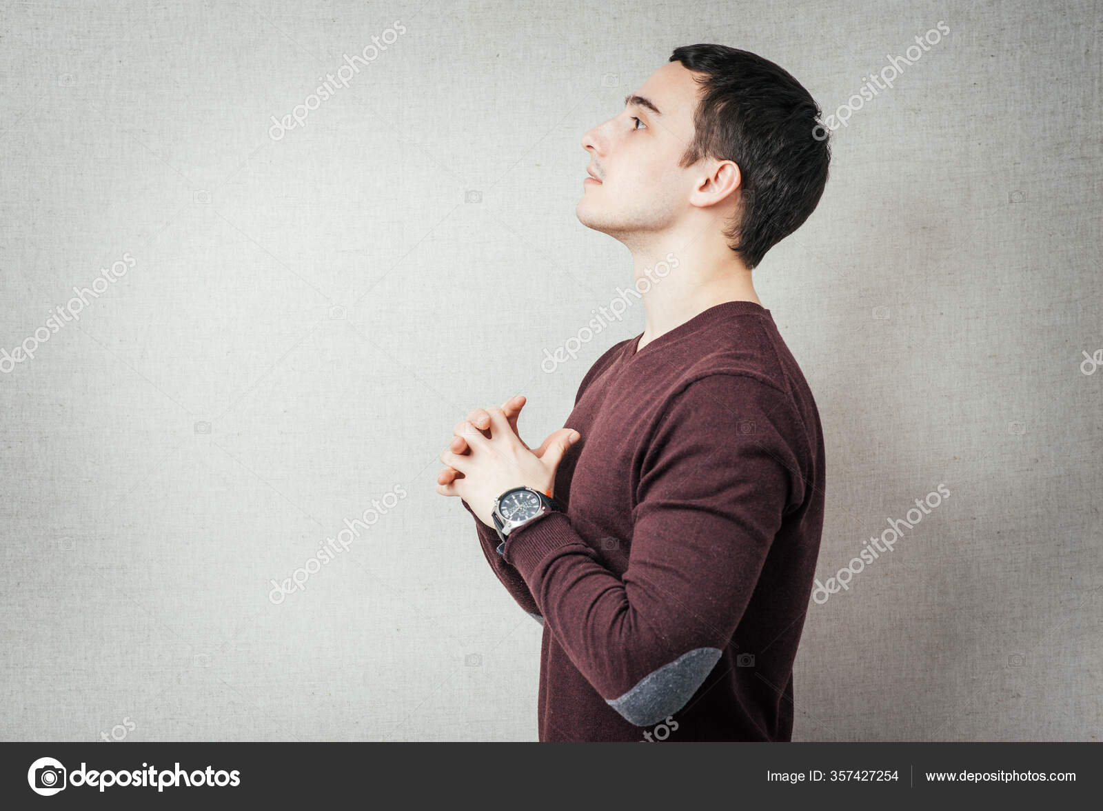 Man Pray Photo Studio Background Stock Photo by ©file404 357427254