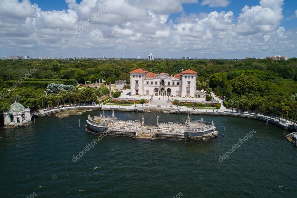 Pool Villa Vizcaya Miami