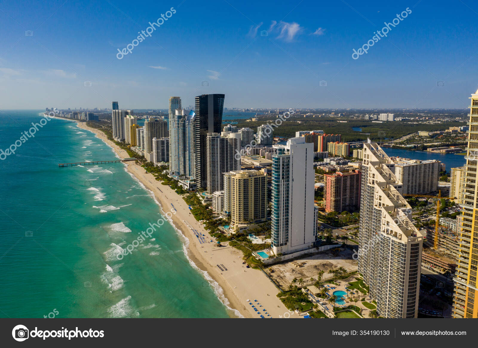 Coastal Buildings Sunny Isles Miami Beach Stock Photo by ©felixtm 354190130
