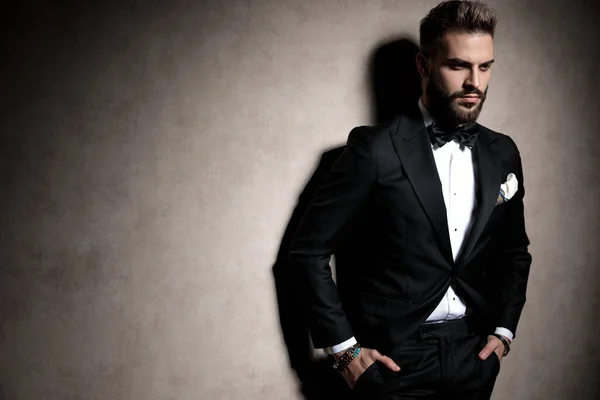 Gents Stock Photos, Royalty Free Gents Images | Depositphotos