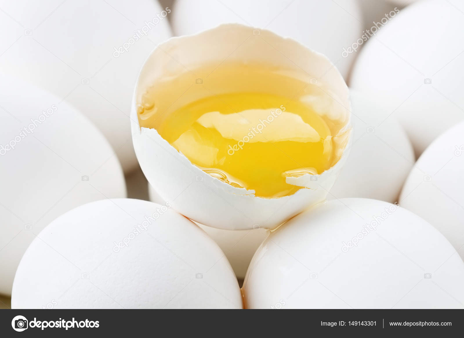 Close Up of Raw Eggs — Stock Photo © StephanieFrey #149143301