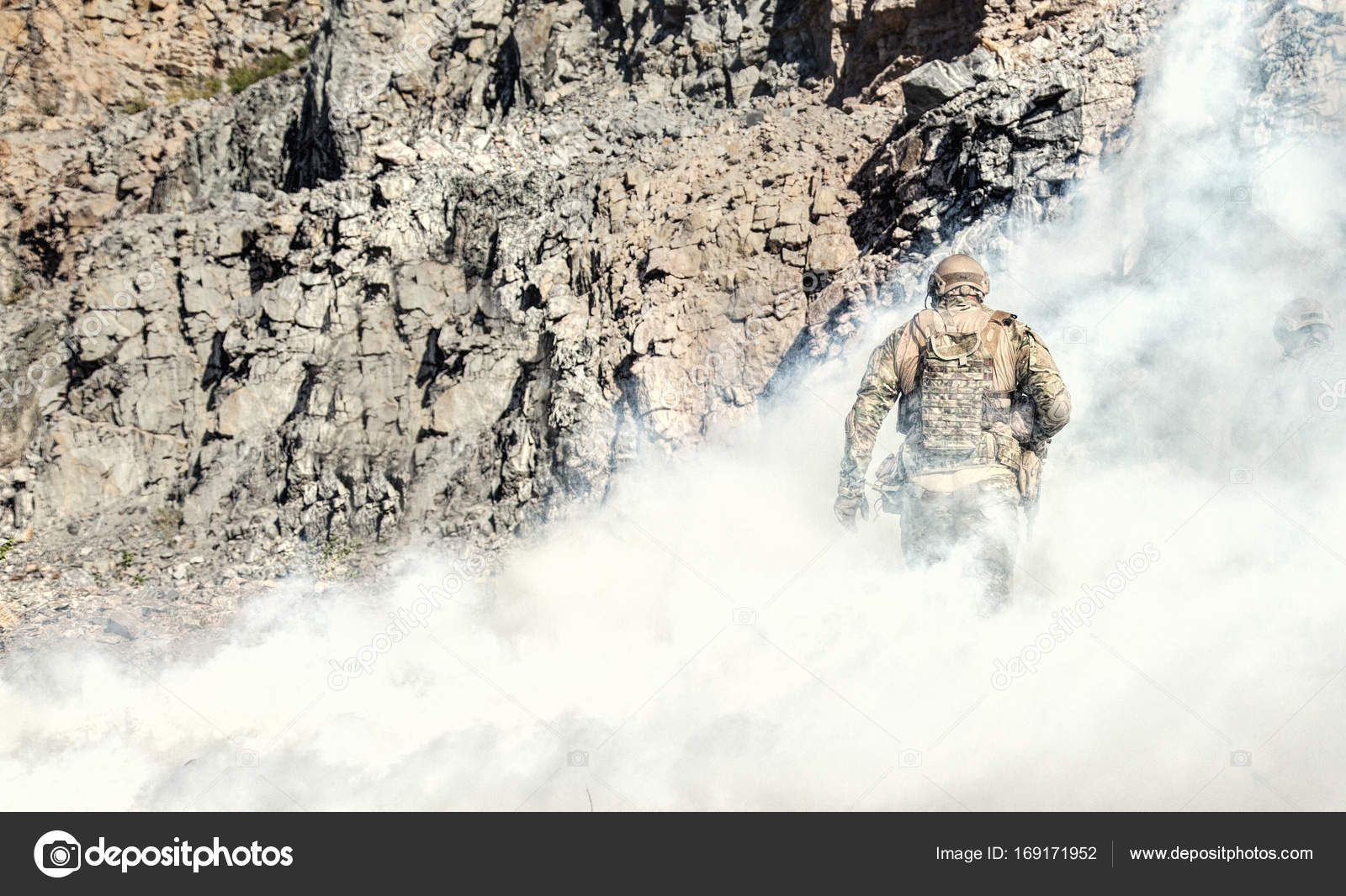 Spec ops in action Stock Photo by ©zabelin 169171952