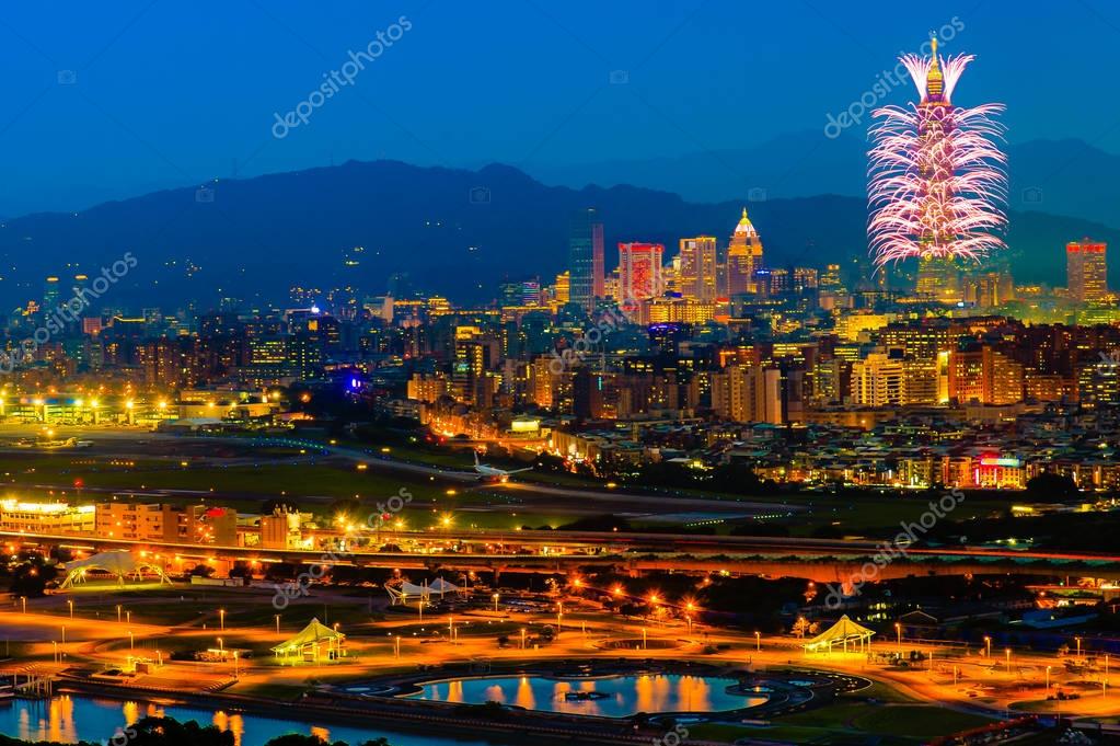 Taipei at night — Stock Photo © richie0703 #129017522