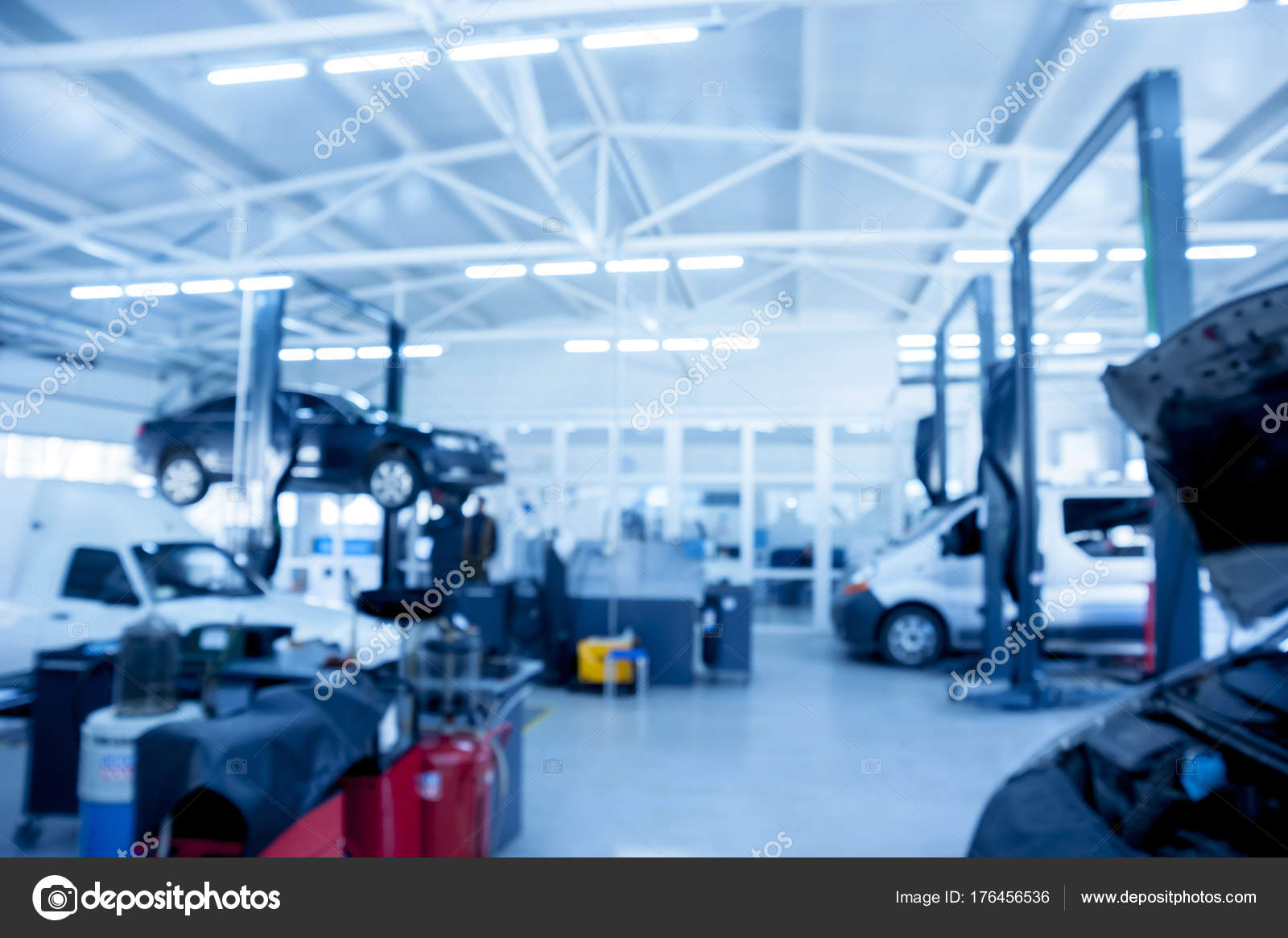 Blurred Background Auto Repair Service — Stock Photo © Romaset #176456536