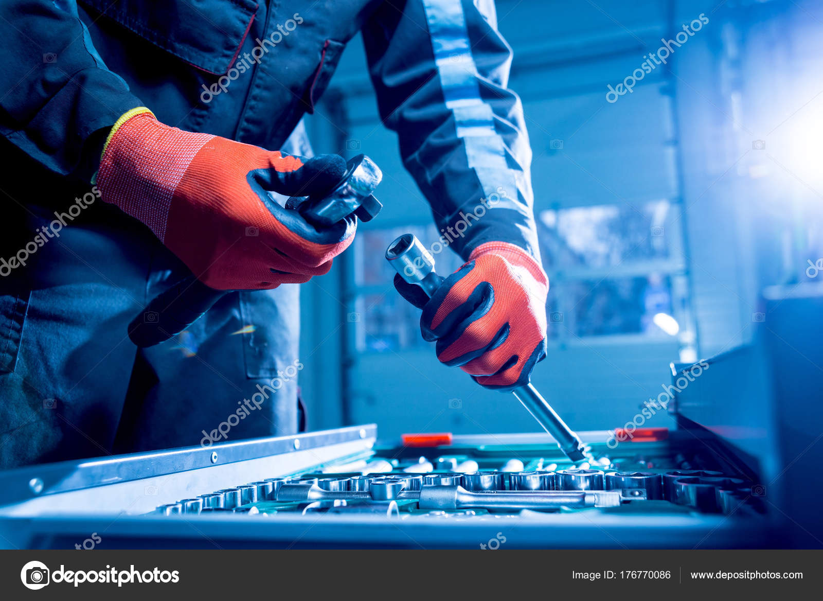 Tools Hands Auto Repair Service Stock Photo by ©Romaset 176770086