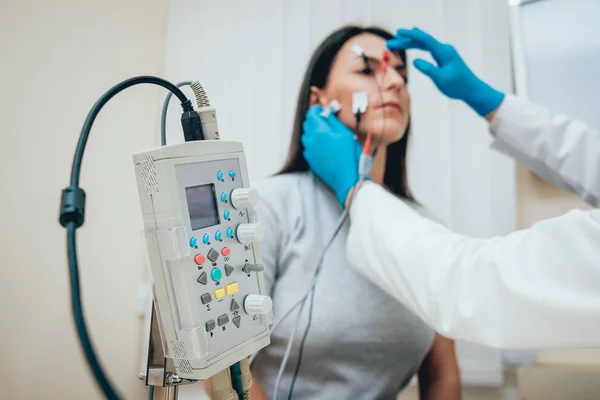 Nerve pain with emg test - retaccu