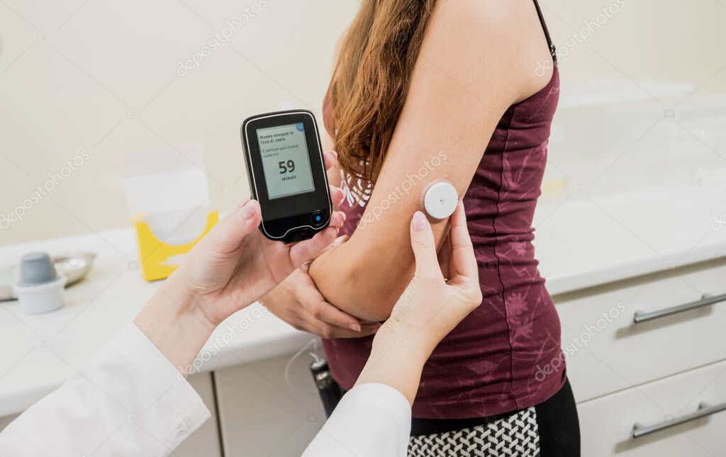 Dispositivo médico para control de glucosa. Módulo de monitorización ...