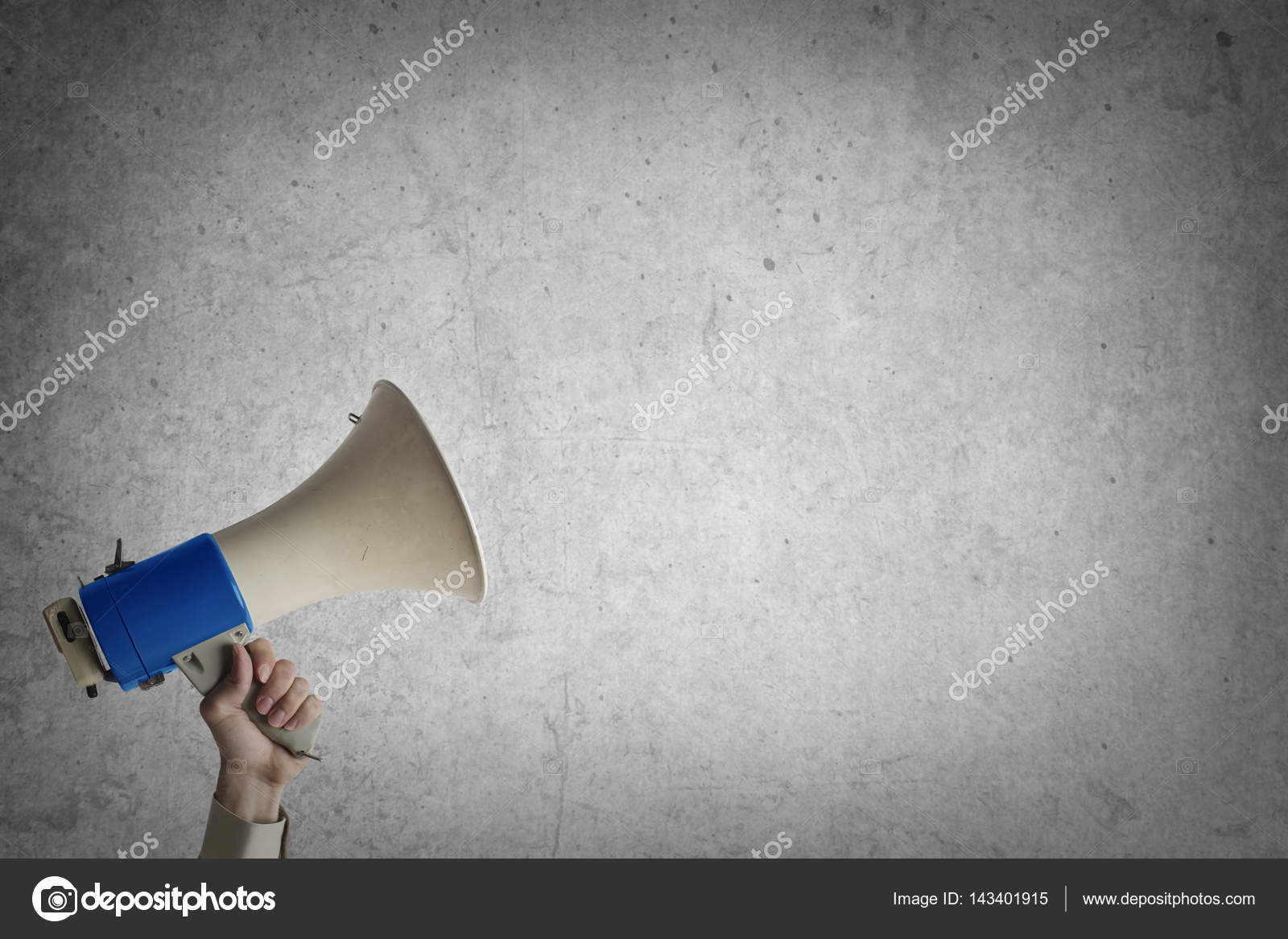 Hand holding megaphone Stock Photo by ©olly18 143401915