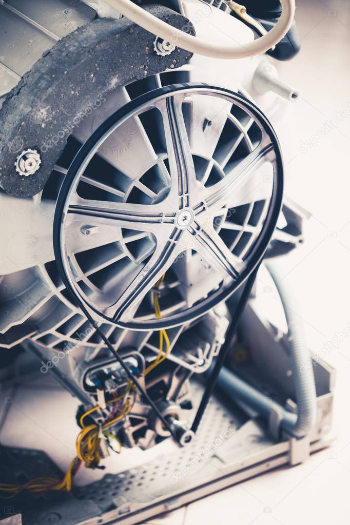 lavadora con recinto abierto está listo para el servicio 2023