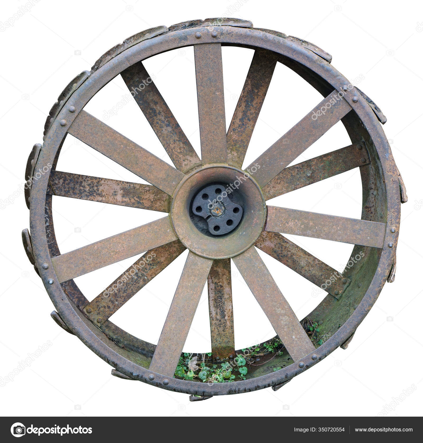 Rusty Metal Aged Wheel Retro Agricultural Retro Vinage Tractor Isolated ...