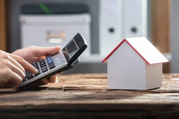 Calcular fotos de stock, imágenes de Calcular sin royalties | Depositphotos