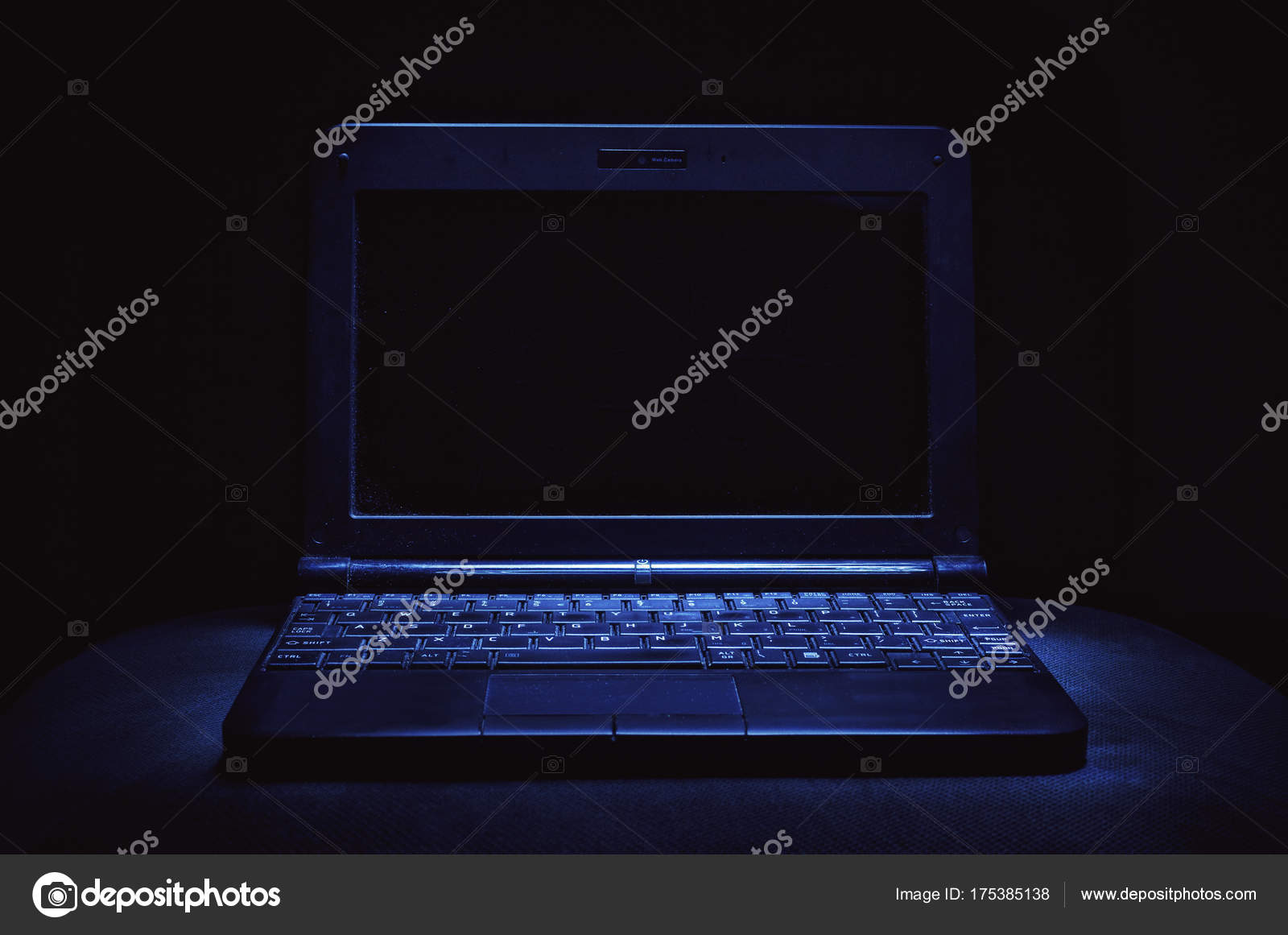 Old Dusty Laptop — Stock Photo © krsmanovic #175385138