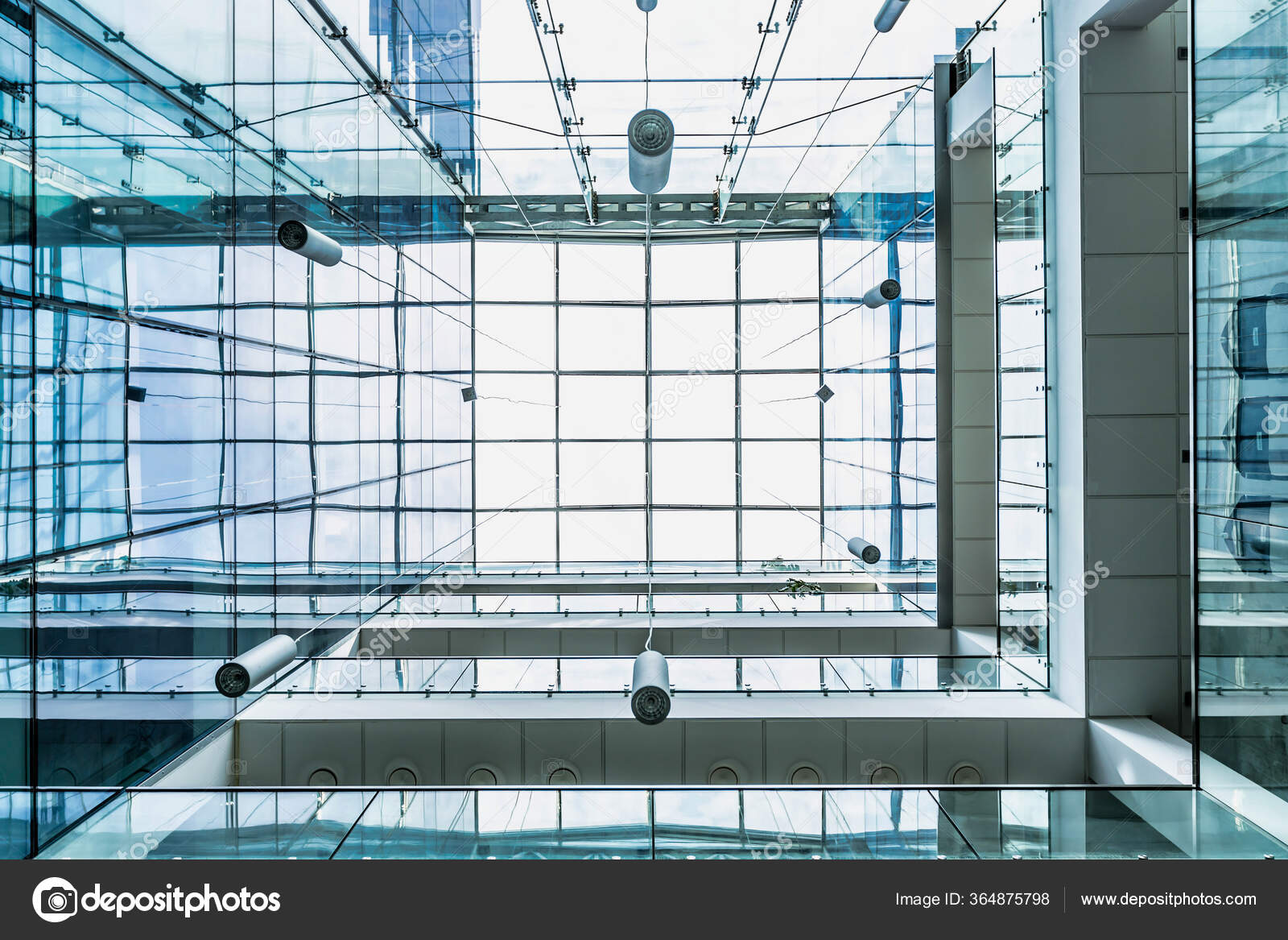 Photo Modern Glass Ceiling School Building — Stock Photo © londondeposit #364875798