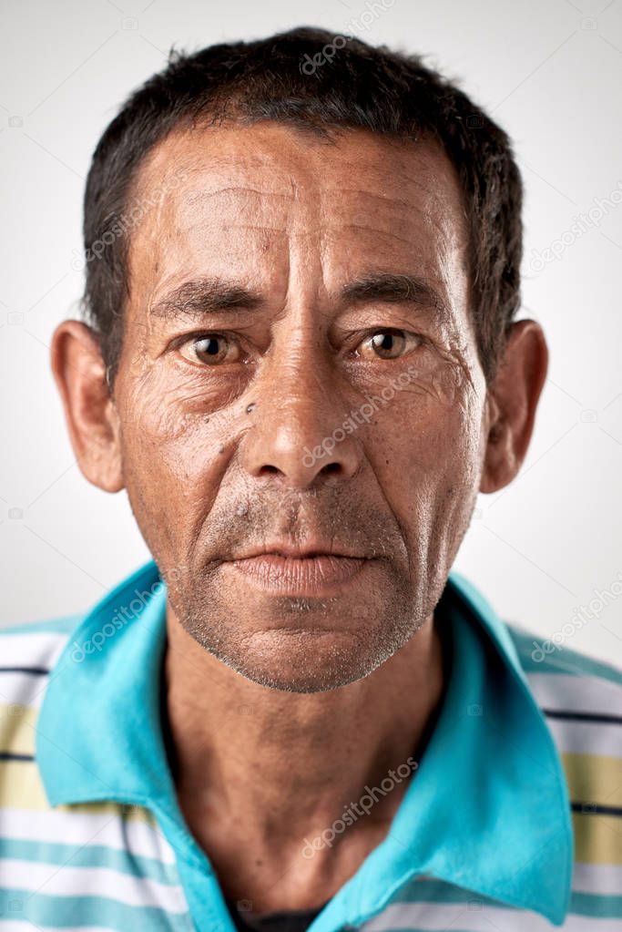 Real man face looking at camera — Stock Photo © Daxiao_Productions ...