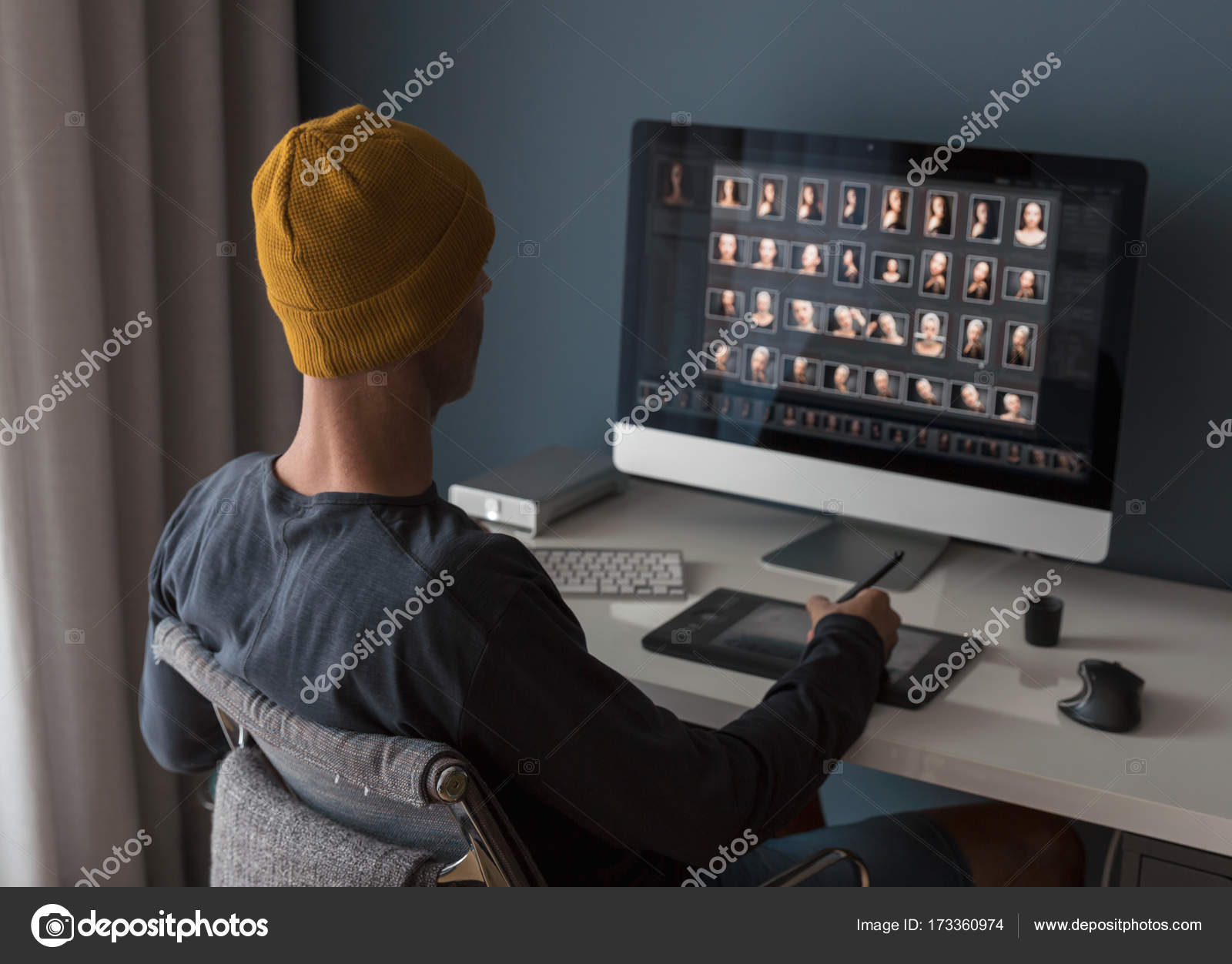 Working with digital photography — Stock Photo © ikostudio #173360974