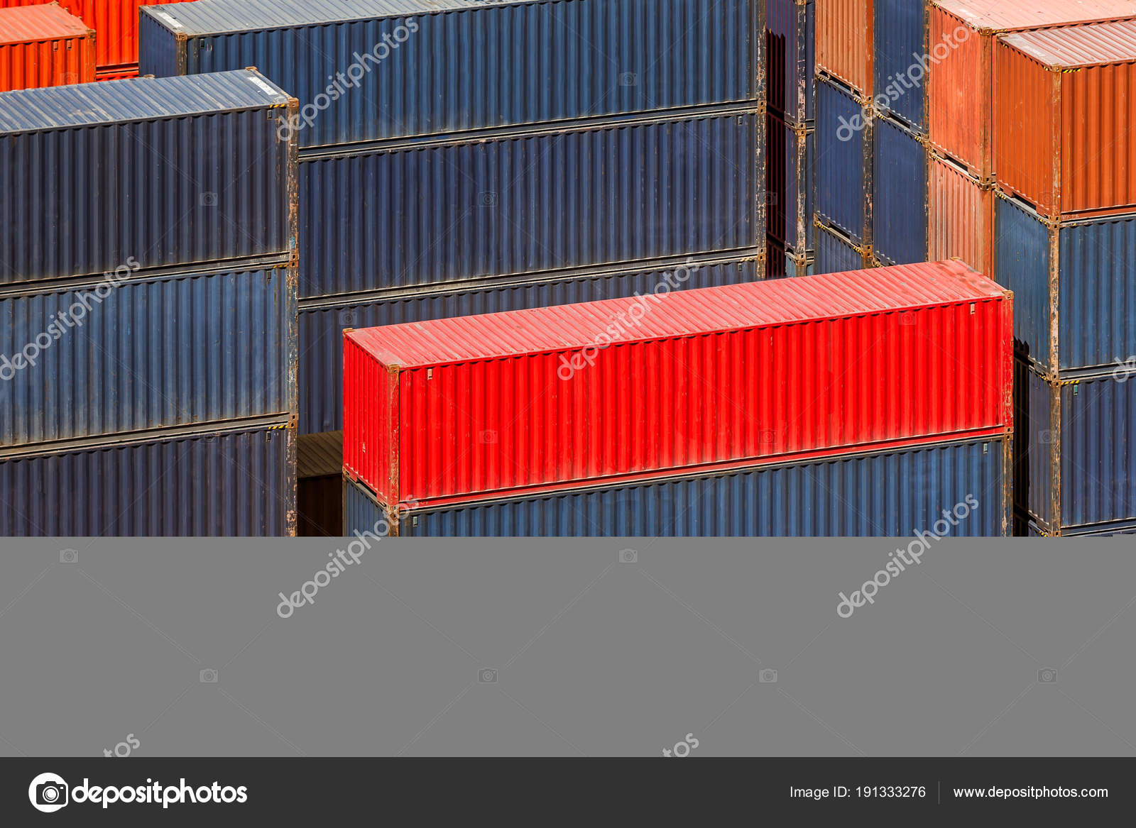 Cargo freight containers — Stock Photo © pierivb #191333276