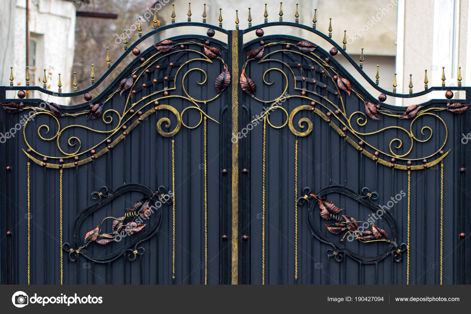 Wrought-iron gates, ornamental forging, forged elements close-u — Stock ...
