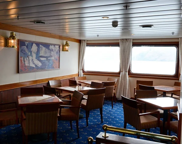 Restoran kapal Stock Photos, Royalty Free Restoran kapal Images ...