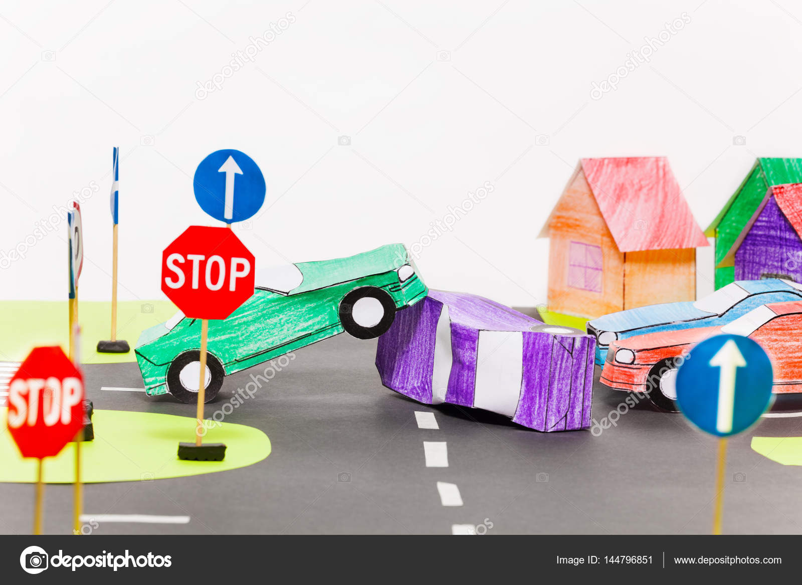 Traffic on roads handmade paper maquette — Stock Photo © serrnovik ...