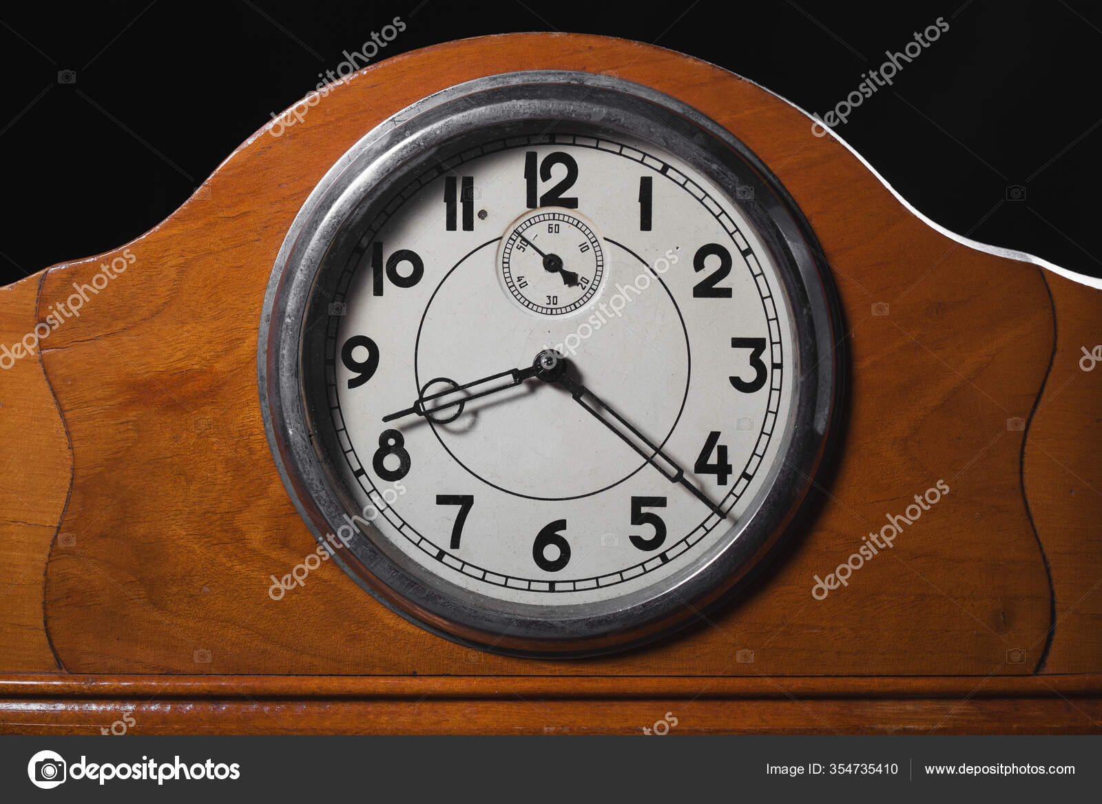 Beautiful Vintage Clock Close — Stock Photo © Devin_Pavel #354735410