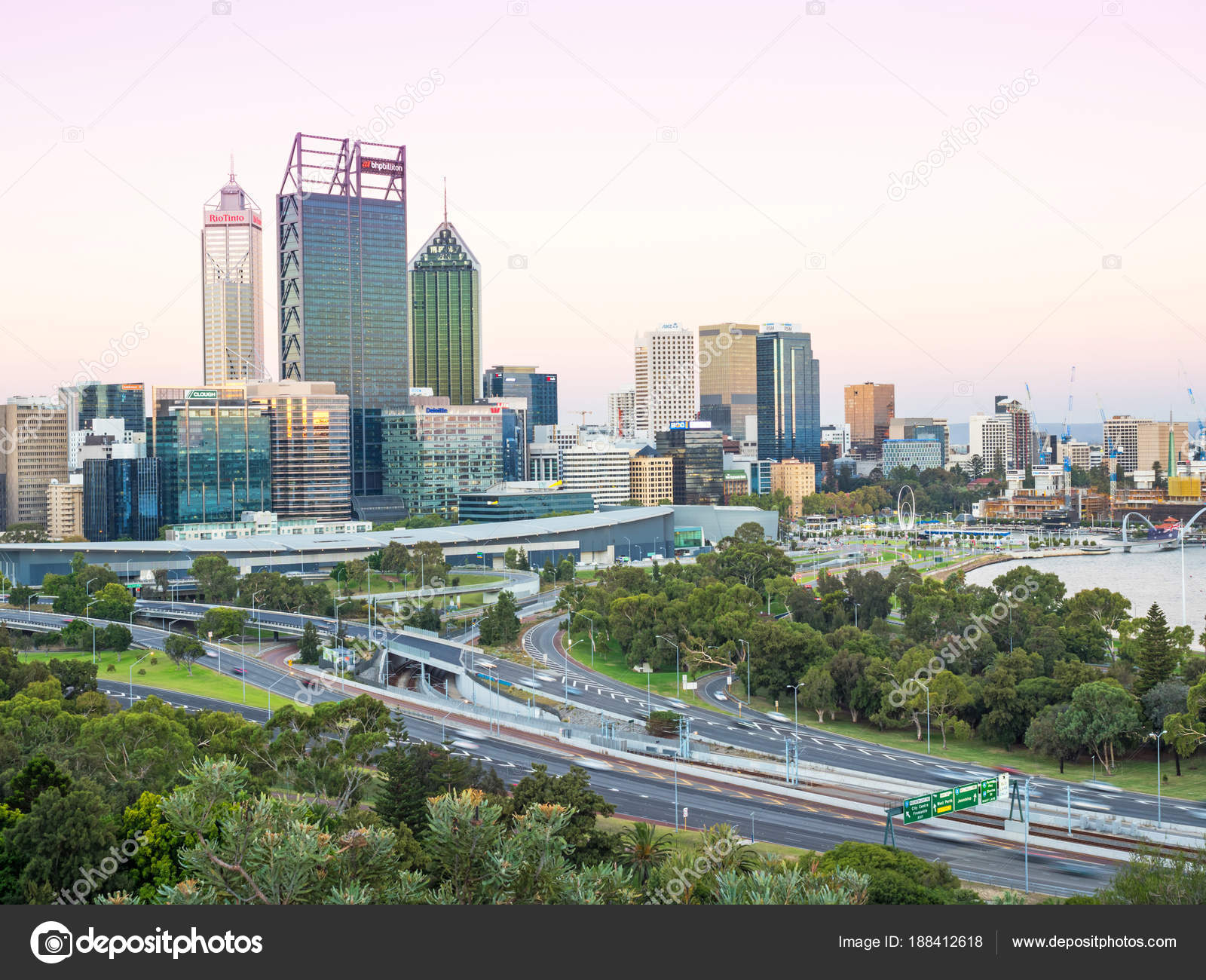 Perth Skyline at dusk – Stock Editorial Photo © zambezi #188412618