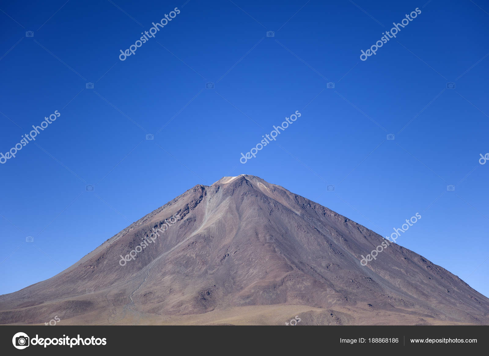 View Licancabur Volcano Reserva Nacional Fauna Andina Eduardo Avaroa ...