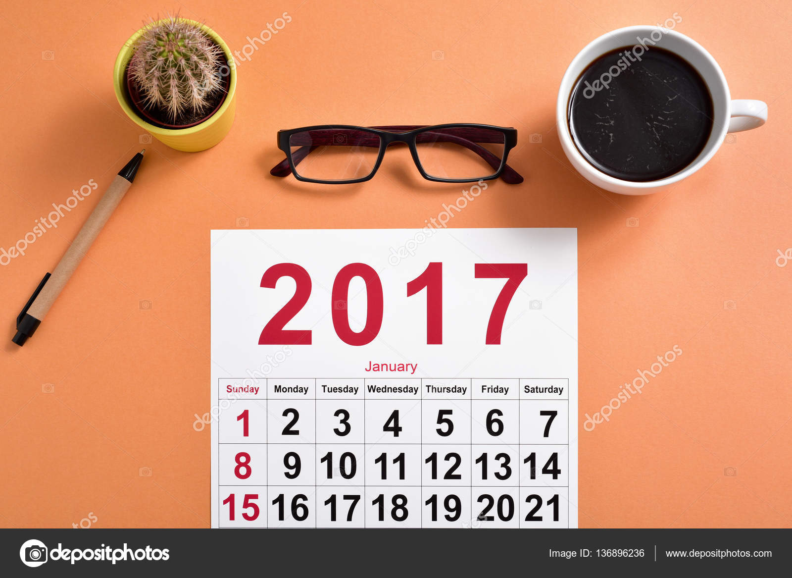 2017 takvim bir ofis masasında | Stok fotoğrafçılık ©nito103 | Telifsiz ...