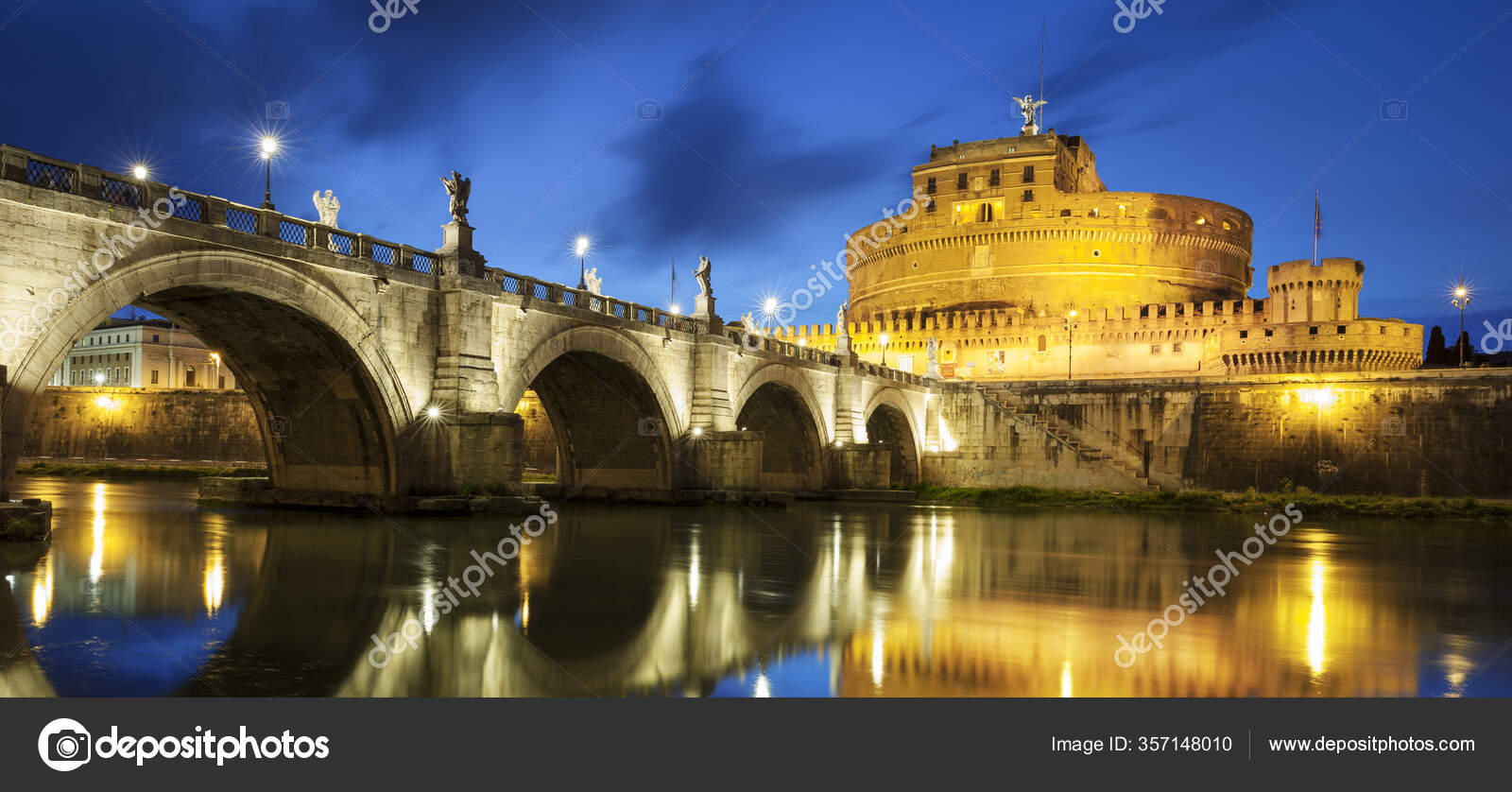 Famous Bridge Roma Night Italy — Stock Photo © vwalakte #357148010