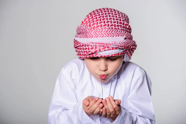 Arabic child Stock Photos, Royalty Free Arabic child Images | Depositphotos