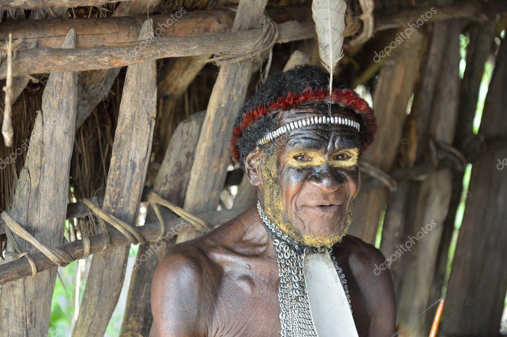 Ali Mabel, the chief of Dani tribe — Stock Editorial Photo © SURZet #128243524