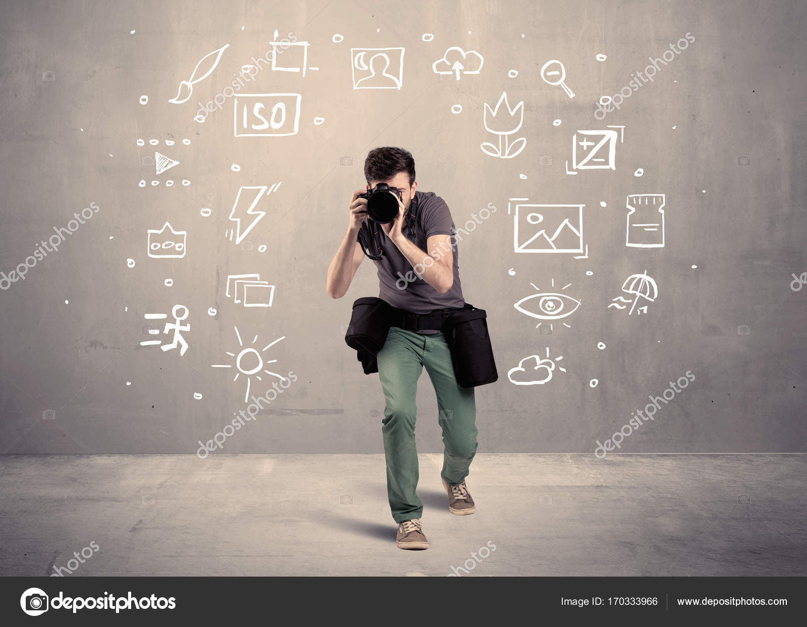 Photographer learning to use camera — Stock Photo © ra2studio #170333966