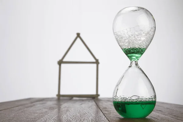 Hourglass house Stock Photos, Royalty Free Hourglass house Images ...
