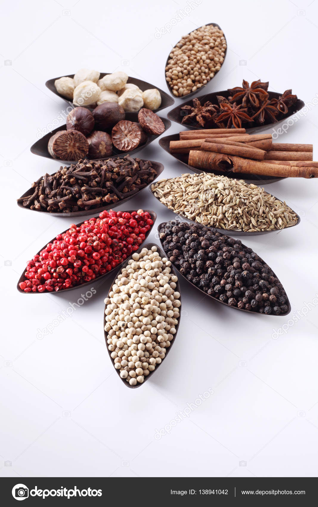 Spices in oval shape containers — Stock Photo © eskaylim #138941042