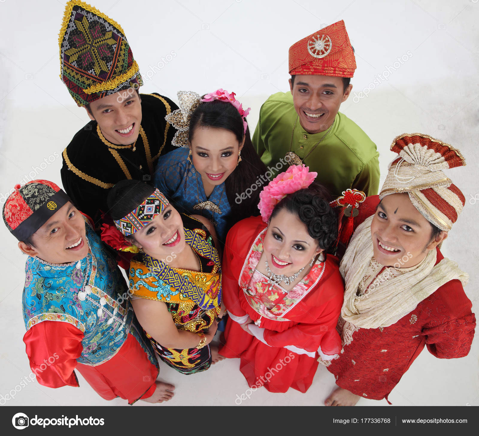 Malaysian People Traditional Clothes Posing Studio — Stock Photo ...