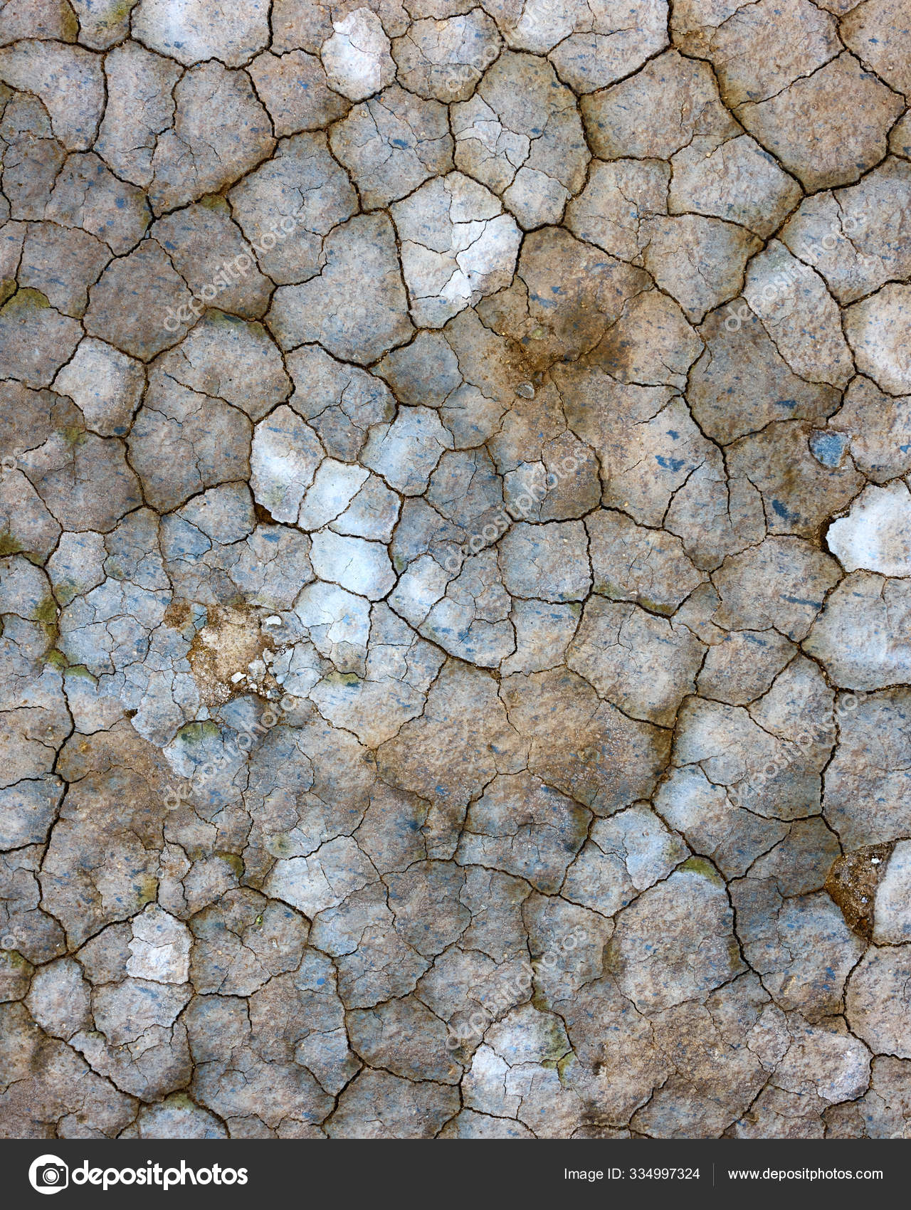 Cracked icelandic land texture Stock Photo by ©Ivankmit 334997324