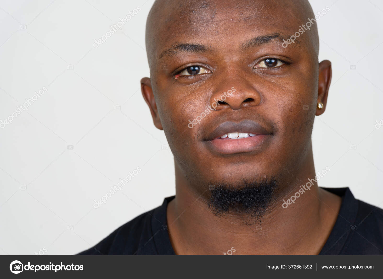 Studio Shot Young Handsome Bald African Man White Background — Stock Photo © amazingmikael ...