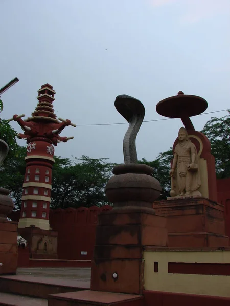 Indian snake temple images libres de droit, photos de Indian snake ...