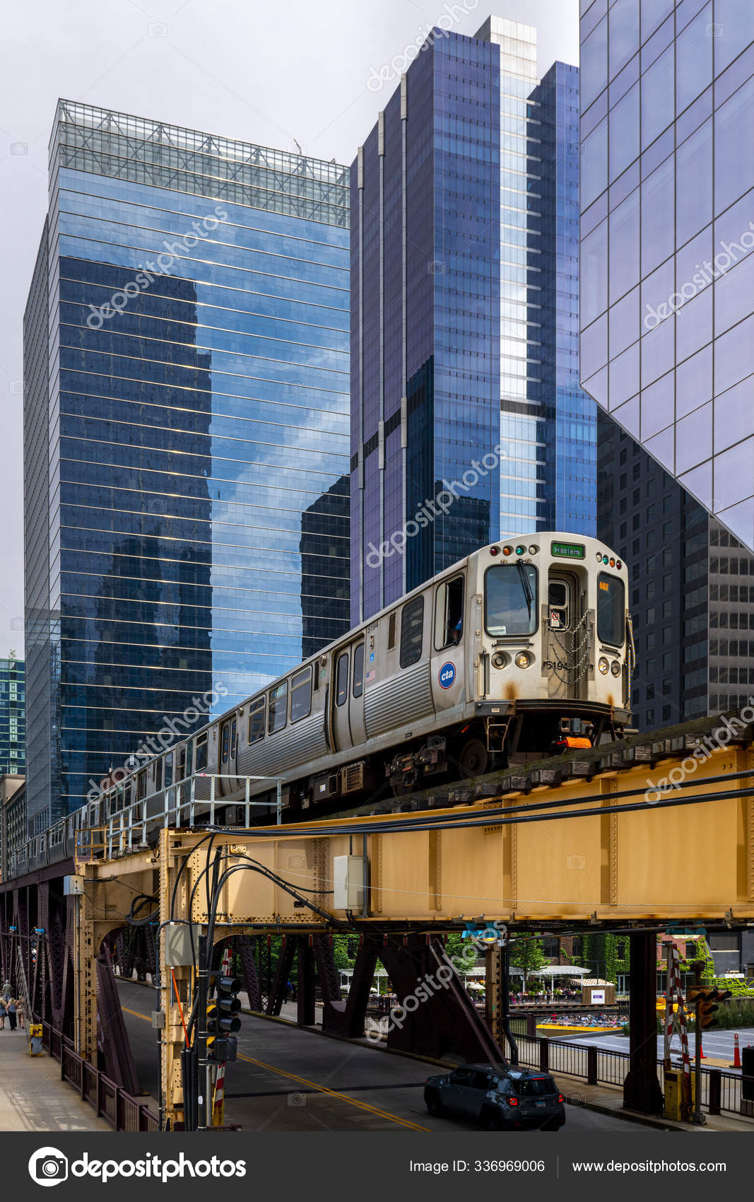 The Chicago L overground subway train – Stock Editorial Photo © jacek ...