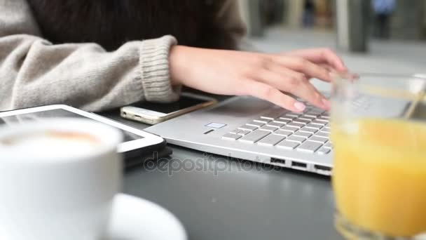 10,068 Escritura de teclado Videos, Royalty-free Stock Escritura de ...