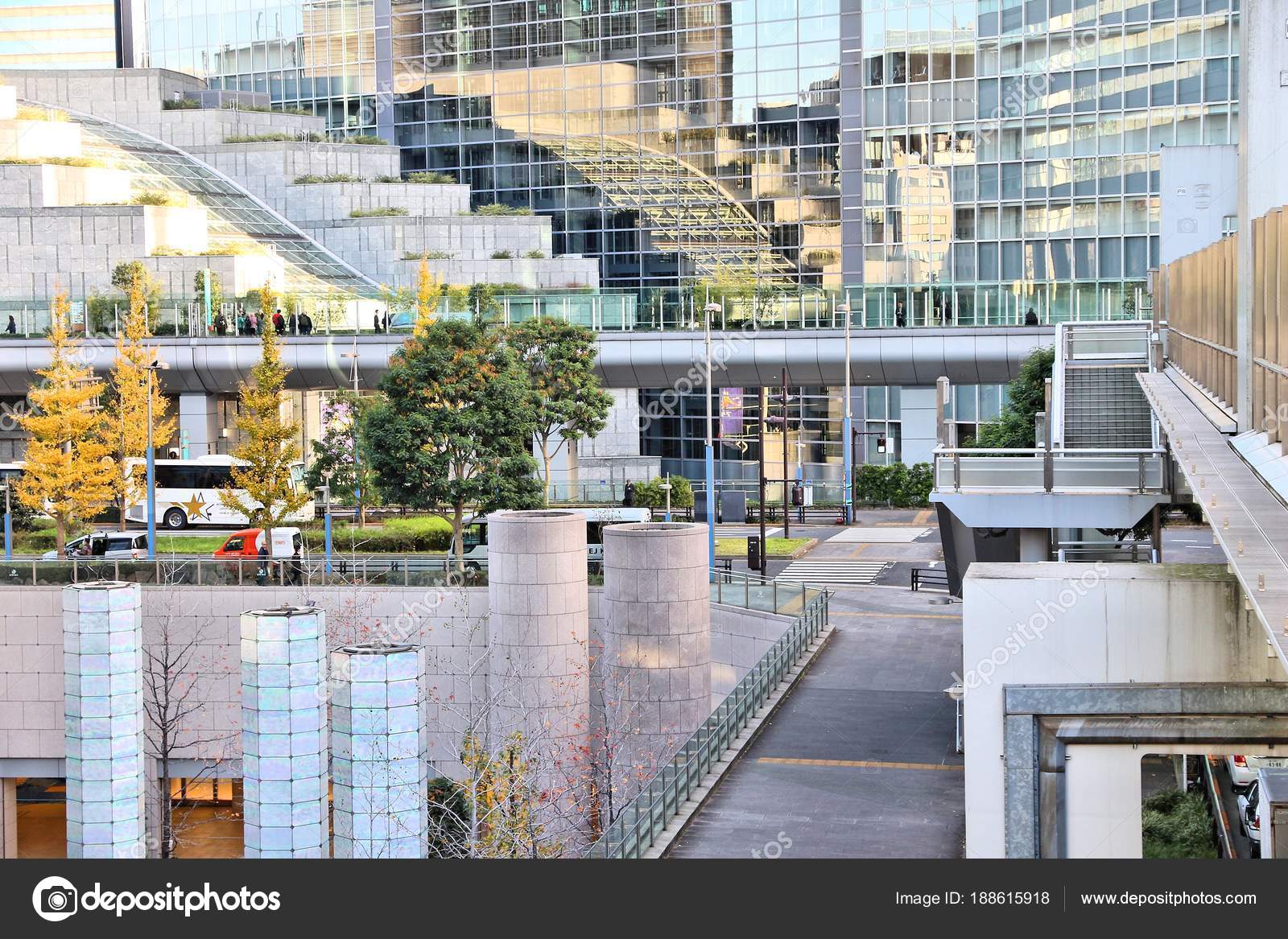 Shiodome in Tokyo – Stock Editorial Photo © tupungato #188615918